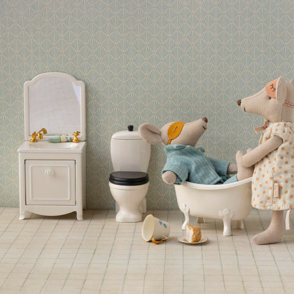 Maileg Mouse Sink Dresser: Off-White - Maileg Mouse Furniture Canada ...